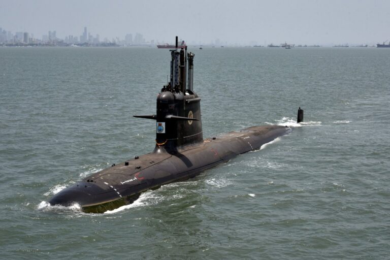 How submarine works and other exciting facts | DDE