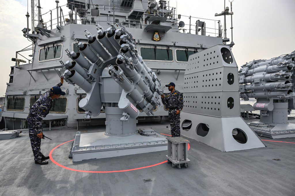 INS Imphal commissioned in to Indian Navy | DDE