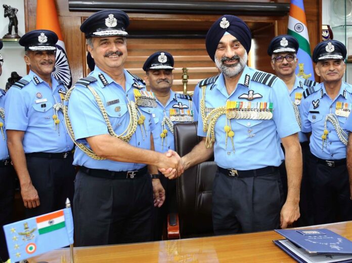 Air Chief Marshal Amar Preet Singh takes over as the Chief of Air Staff ...